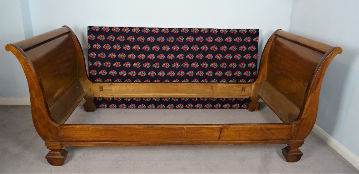 Italian Sleigh Bed Lit Bateau